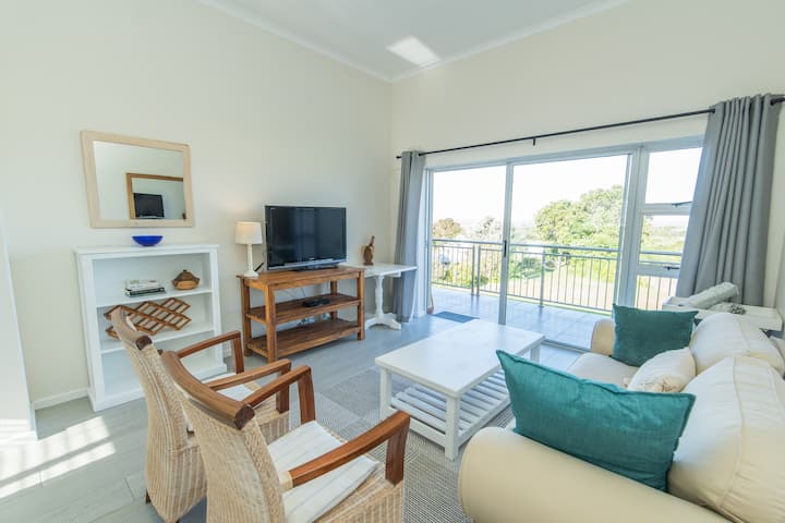 P7 - Goose Valley - Ocean Views - Plettenberg Bay