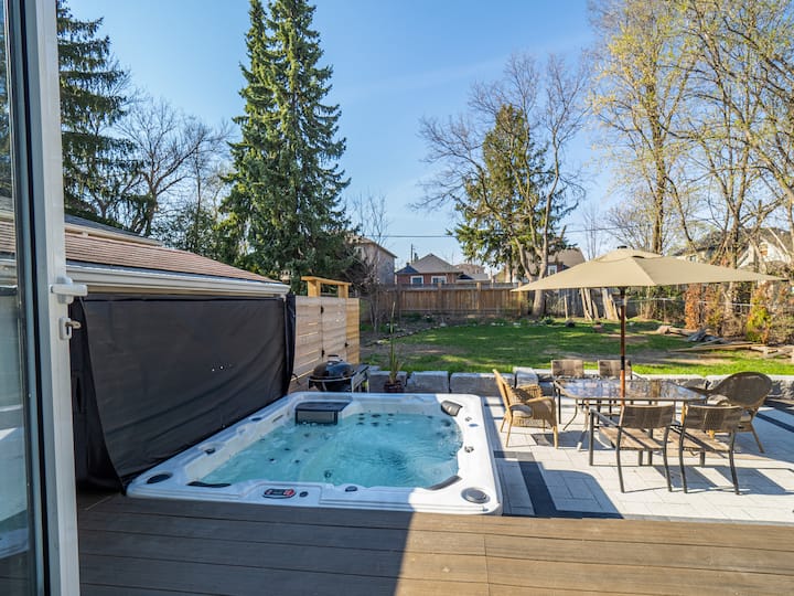 Beautiful Detached Home Near Parks And The Lake - Toronto