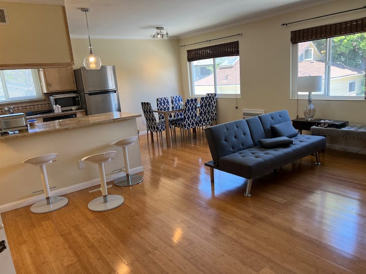 229 Dwntwn Large 1bdrm/1bth Ac - Menlo Park, CA