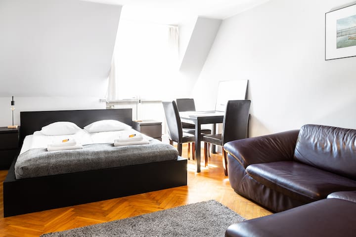 2 Bedroom Comfy Apartment In Strict City Center - Krakow
