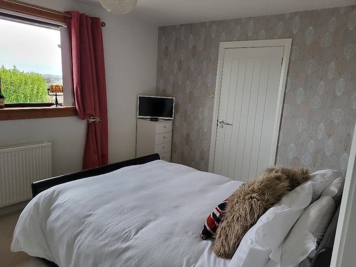 1 Bedroom In Balintore En Suite - Stornoway