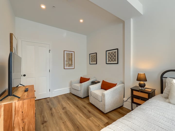 Charming State St Studio W/ Free Parking! 1f - Harrisburg, PA