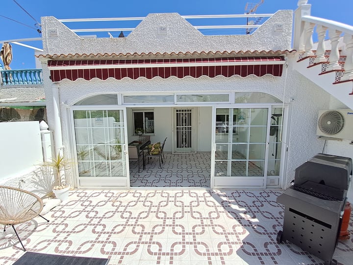 Sunny Apartment , Beach 1500m - Torrevieja