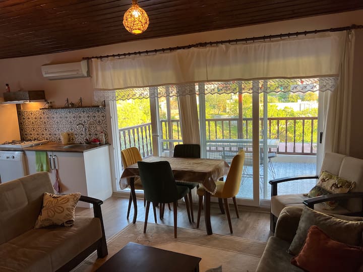 Köy Evi Bozköy - Karaburun
