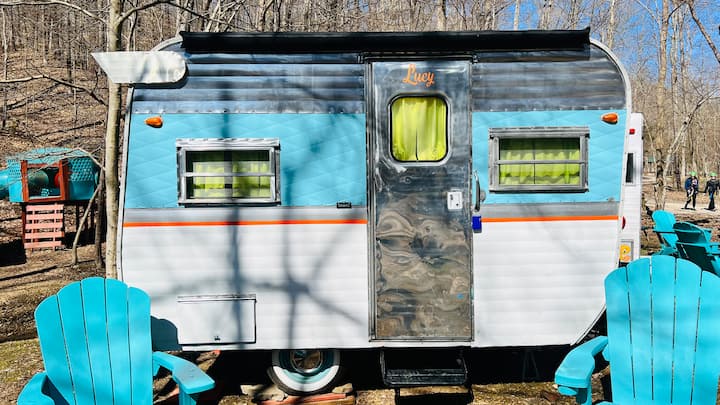 Vintage Yellowstone Camper "Lucy" - Brown County, IN
