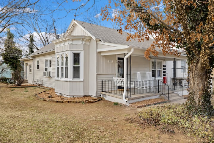 Walk To Downtown Fayetteville! - Fayetteville, AR