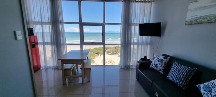 Seafront Apartment - Somerset West