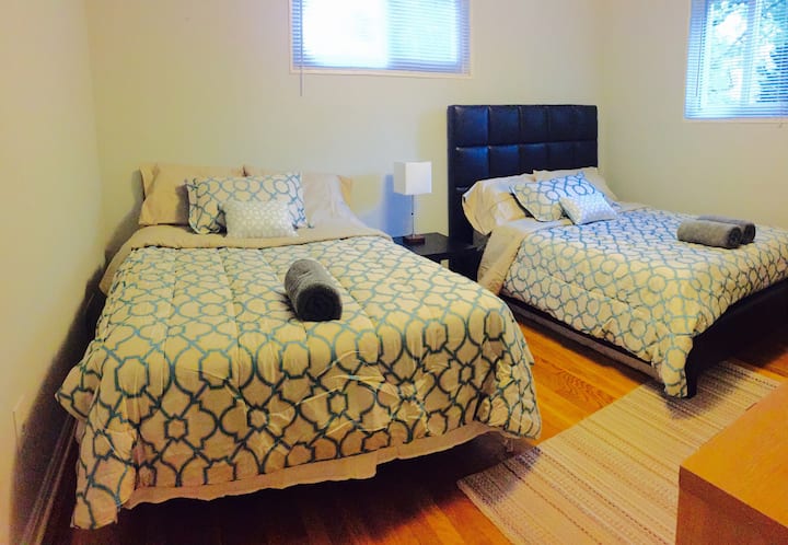 2 Bedrooms,walk To Metro,super Safe,2 Free Parking - Alexandria, VA