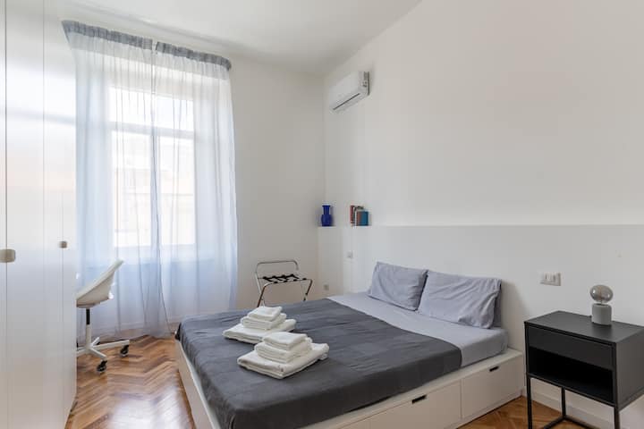 Chambre Confortable | Como Center - Como