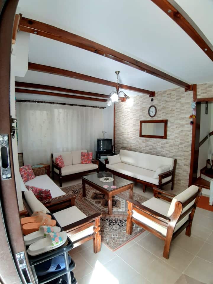 Otantik Yazlık Ev - Akbük