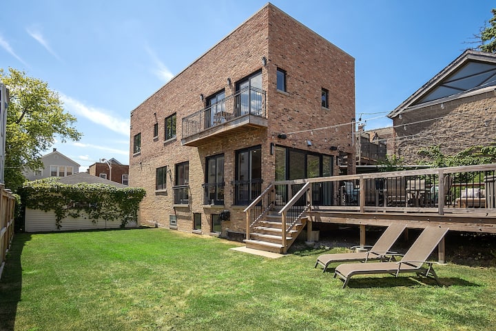 Your Gorgeous Modern Home Featured On T.v. - West Loop - Chicago