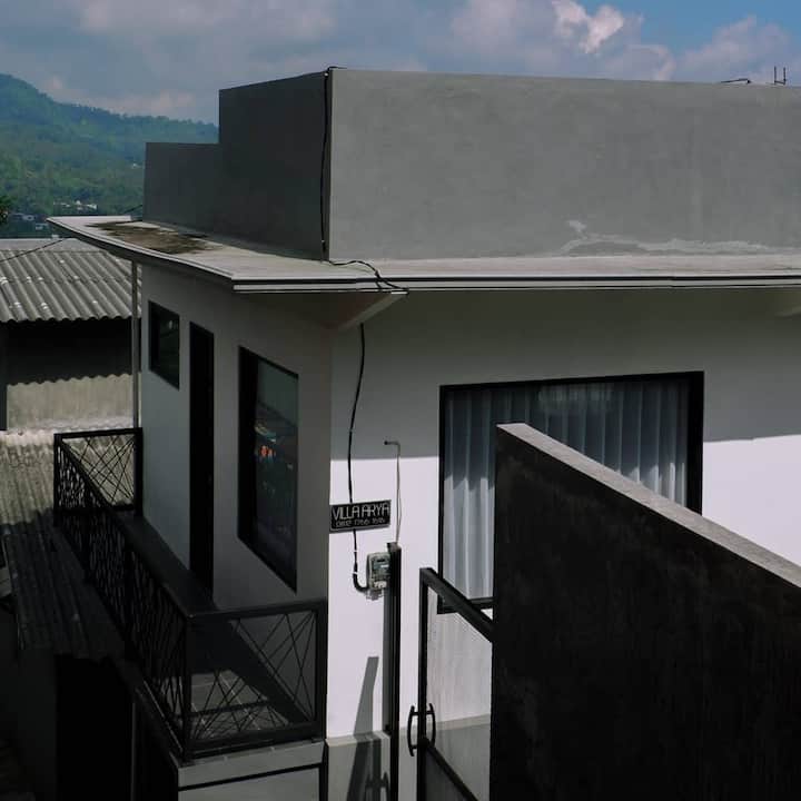 Villa Arya Pacet Mojokerto (B) - Pacet