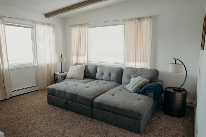 Convenient West Side Apartment! - Anchorage, AK