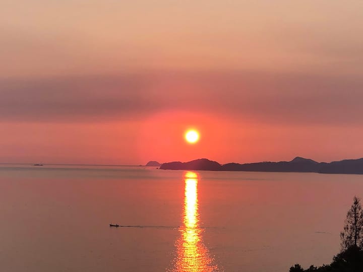 バスタブにつかりながら絶景夕陽を眺められるゲストハウス - 天草市