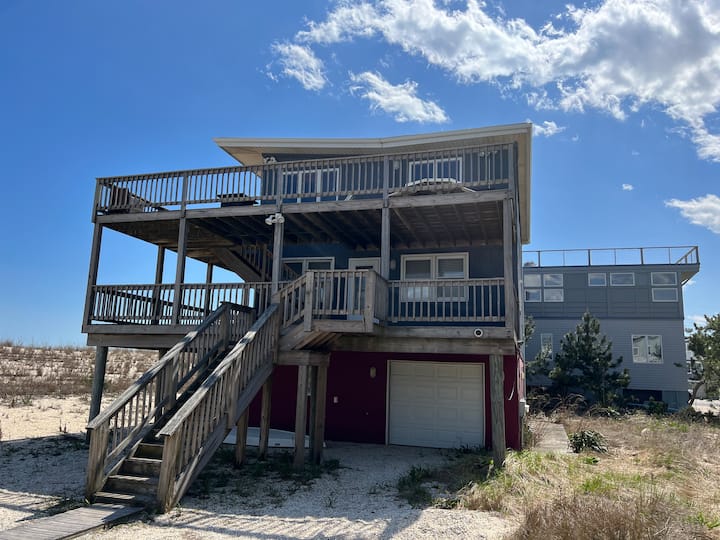 Ocean Front Duplex, Top Floor - Harvey Cedars, NJ