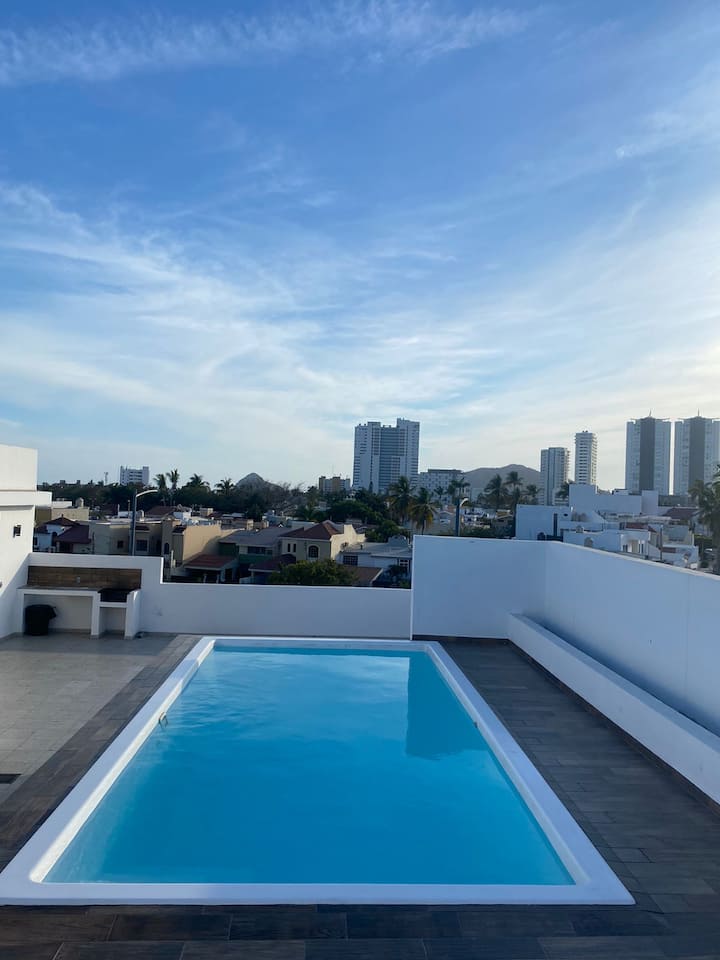 Departamento En El Corazón De Mazatlan Con Alberca - Mazatlan