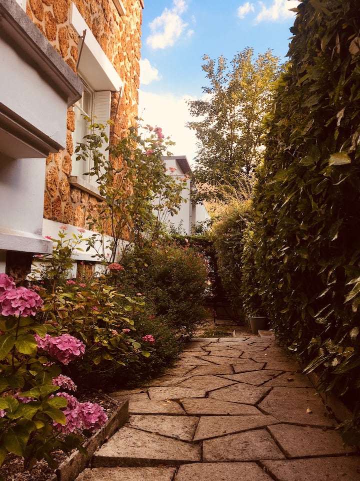 Nice Family House Near Paris - Neuilly-sur-Seine