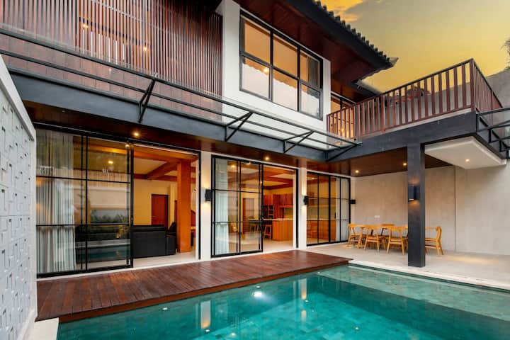 Namaste Petitenget 4 Br Villa - Bali