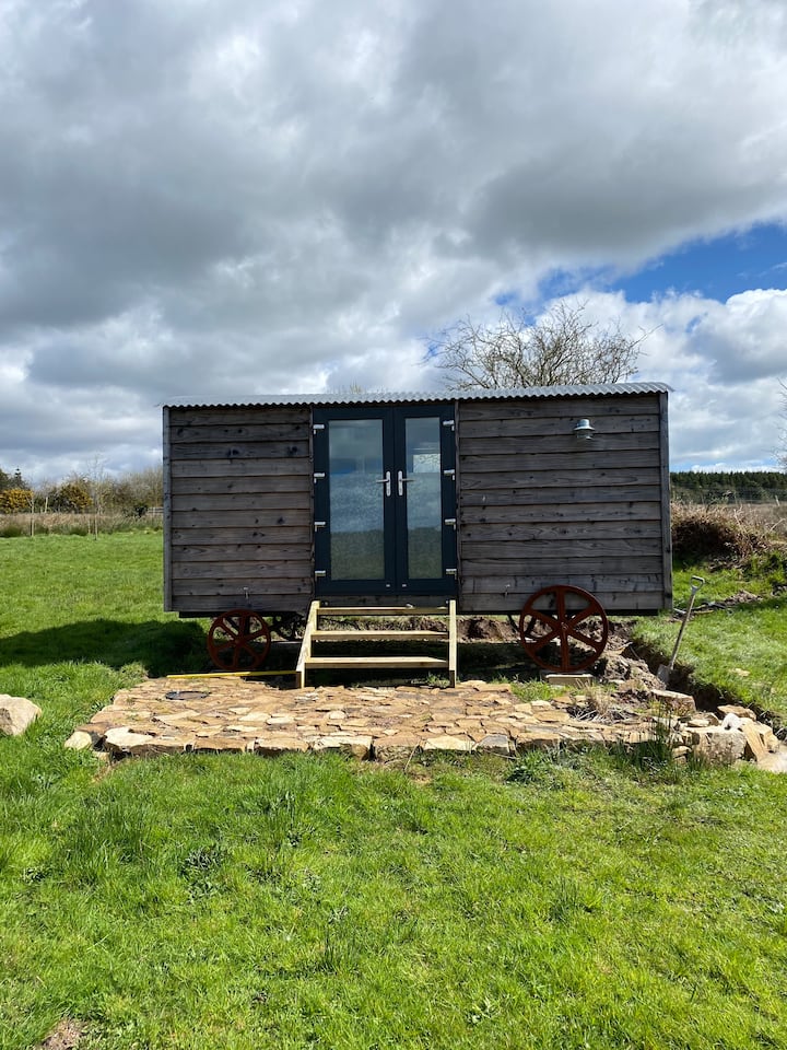 Hut No 3 Is Here! - Fermoy