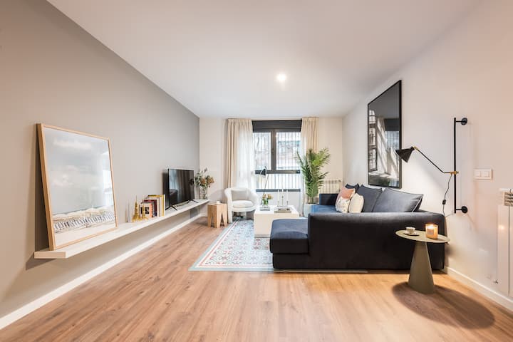 Living Homeclub | Modern Apartment With Pool! - Alcobendas