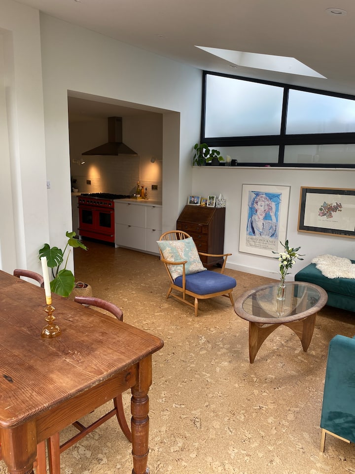 Stylish 3 Bed, Close To Town! - Longleat