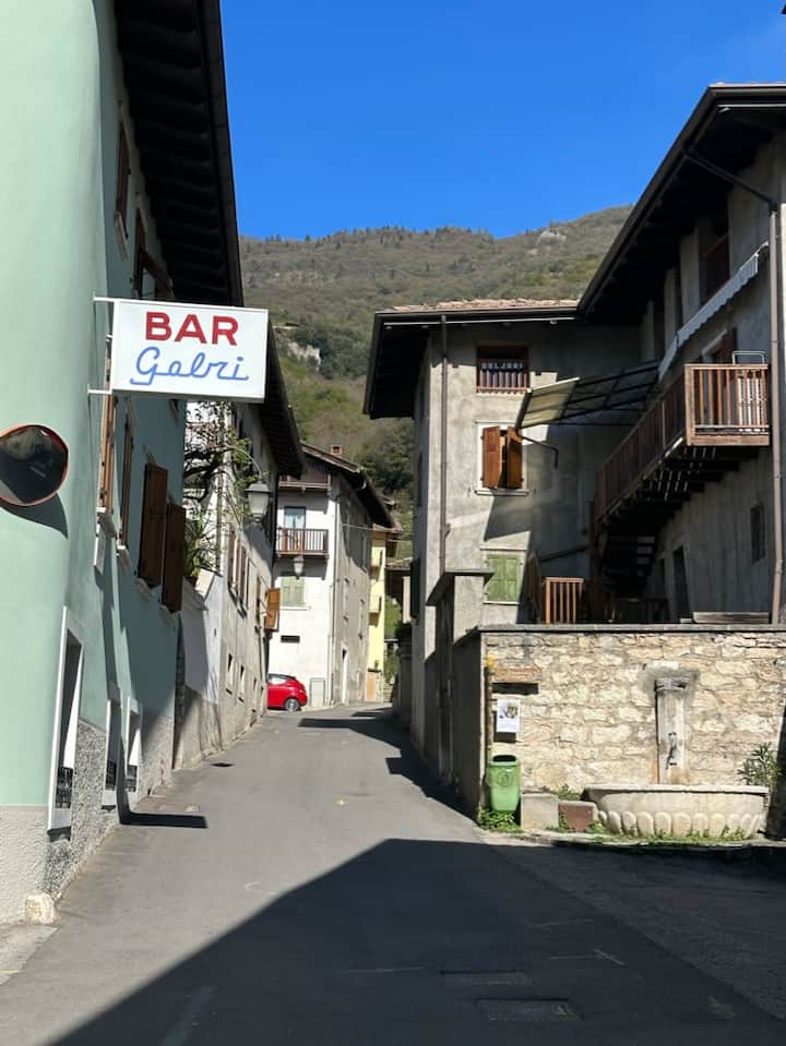 Cozy Mountain & Lake Retreat - Arco