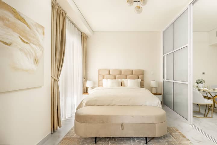 Design 1 Bd Apartment With Sea View - Dubai Marina