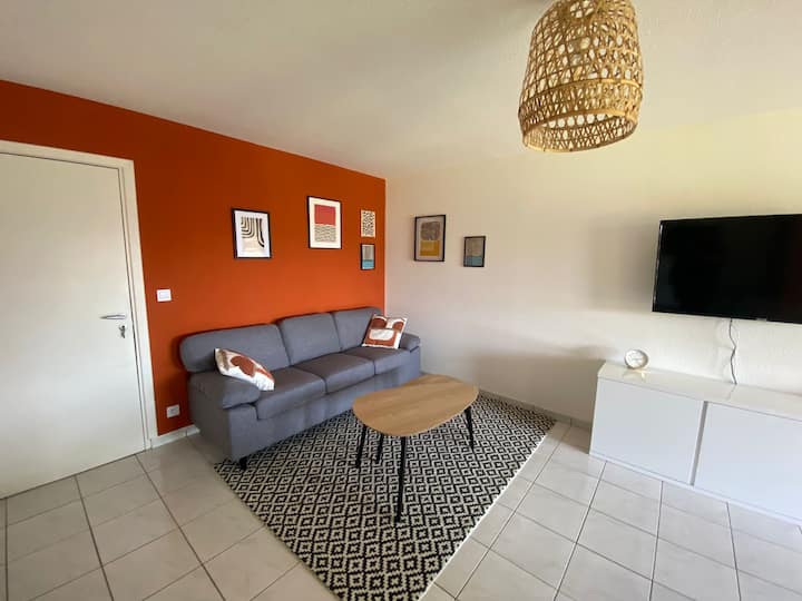 T2 Avec Balcon Et Parking Dans Agréable Résidence - Montauban