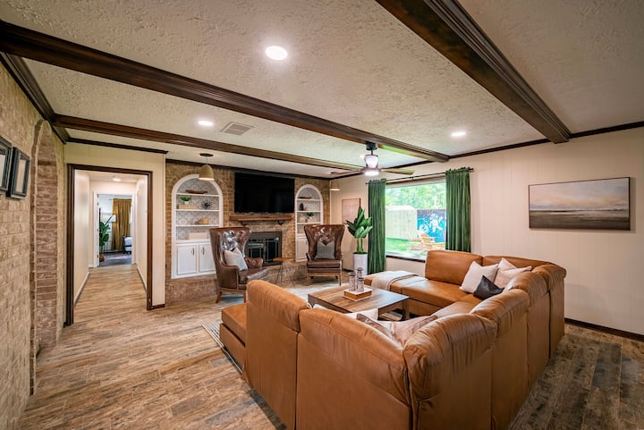 Relaxing Escape Near Nasa • Fire Pit + Games - Pasadena, TX