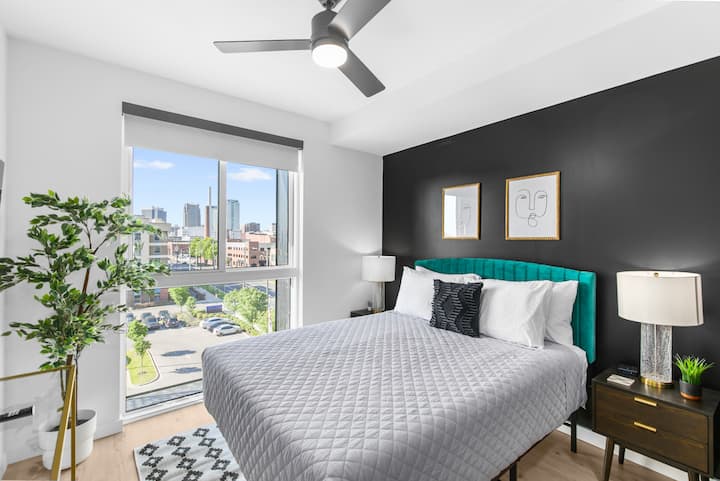 Steps Away From >Uab >Region Field & Coffee W/ Gym - Birmingham, AL