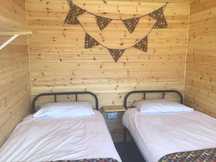 Stans Bunkroom. - Flamborough