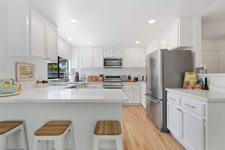 Renovated, Pool Access, River - Healdsburg, CA