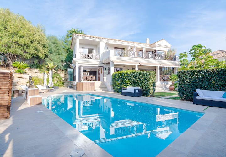 Fun & Retreat Villa Near Puerto Banus Marbella - Marbella