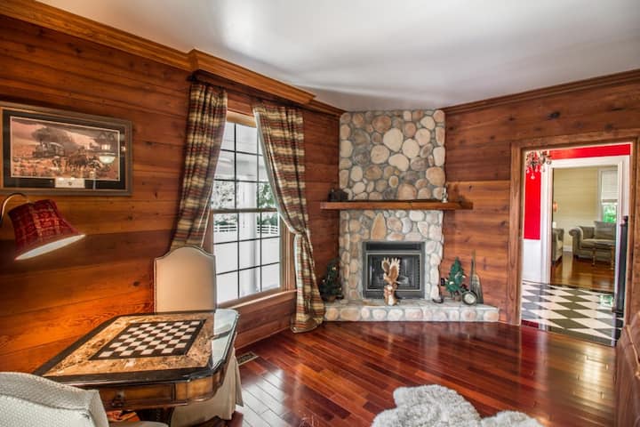 Stella's Garden Estate - Lake Hartwell