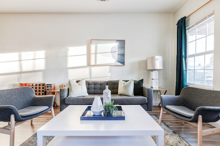 Luxe, Renovated 3br Mins To Downtown: Casa Spruce - San Antonio
