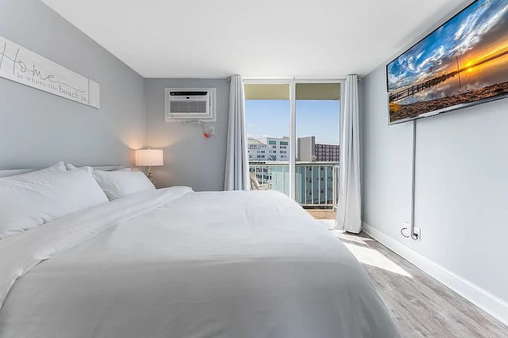 1 1/2 Blocks From Beach/pool/balcony - Wildwood, NJ