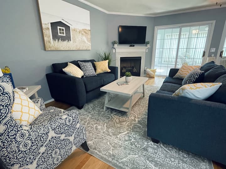 Cozy Rehoboth Townhouse! Great Location! - Delaware