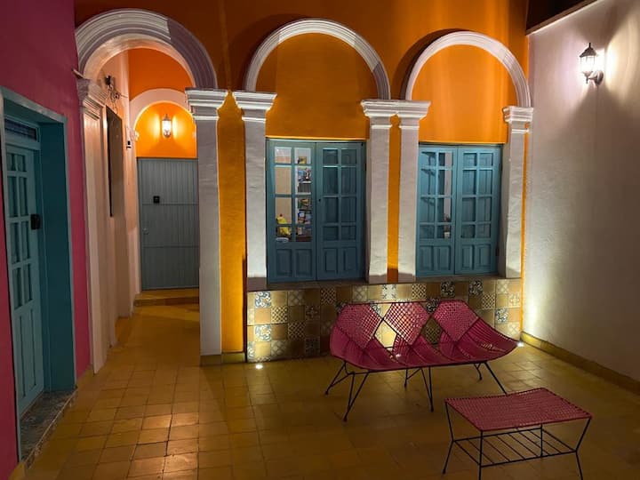 Hermoso Departamento Colonial - Guadalajara