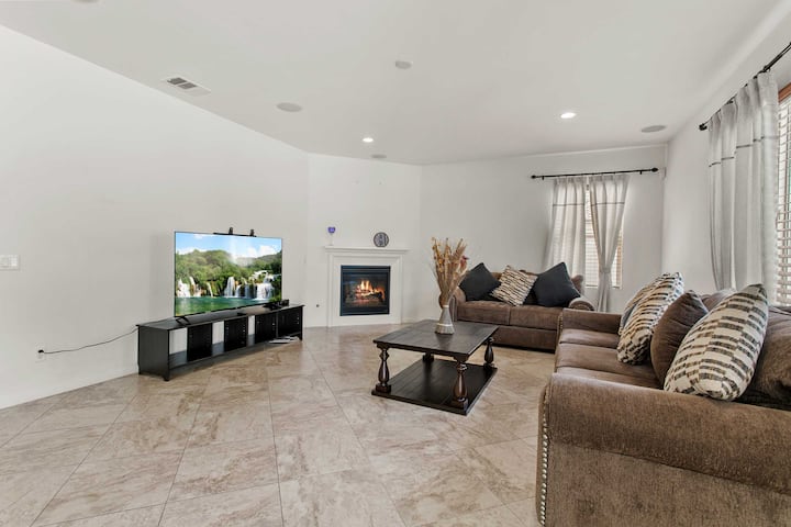 Family Fun On Leighton G#40938 - Eastvale, CA