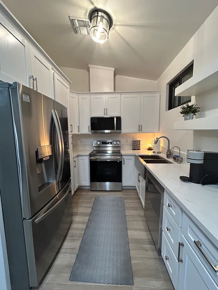 Charming Casita With Full Amenities &Private Patio - Mesa, AZ
