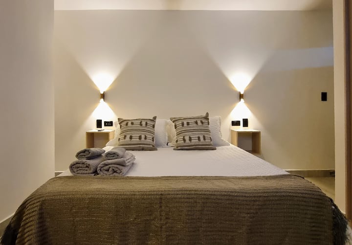 102 Best Central Mini Loft Med - 麥德林