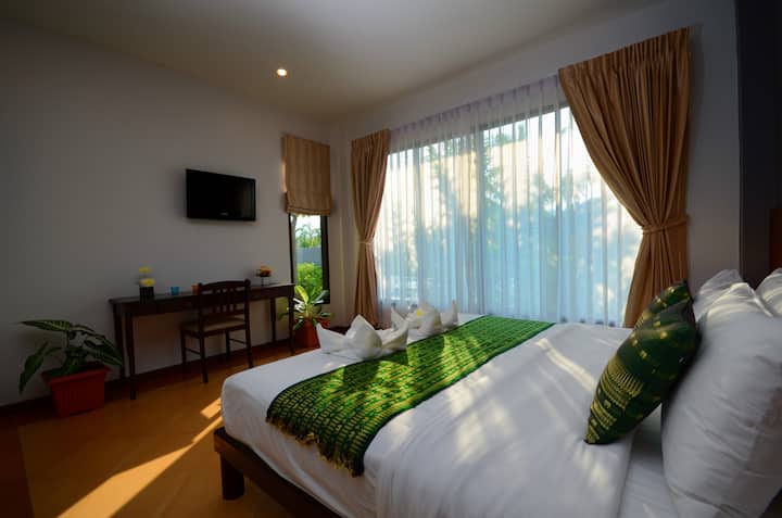 Cozy Compact Double Bed Villa - Phuket