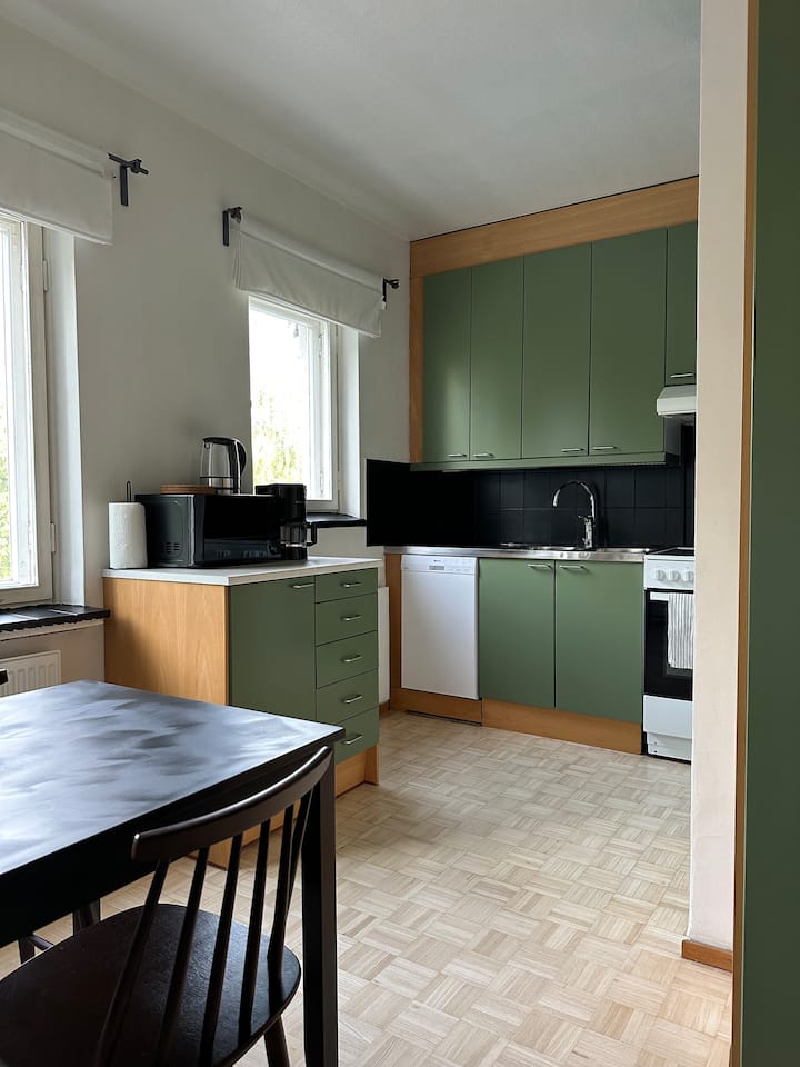 Kiva Asunto Kuudelle Henkilölle Helsingissä - Helsinki