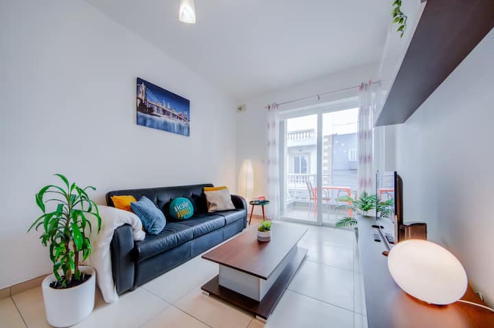Prime Spot: Stylish St Julians Apt In Paceville #8 - Malte
