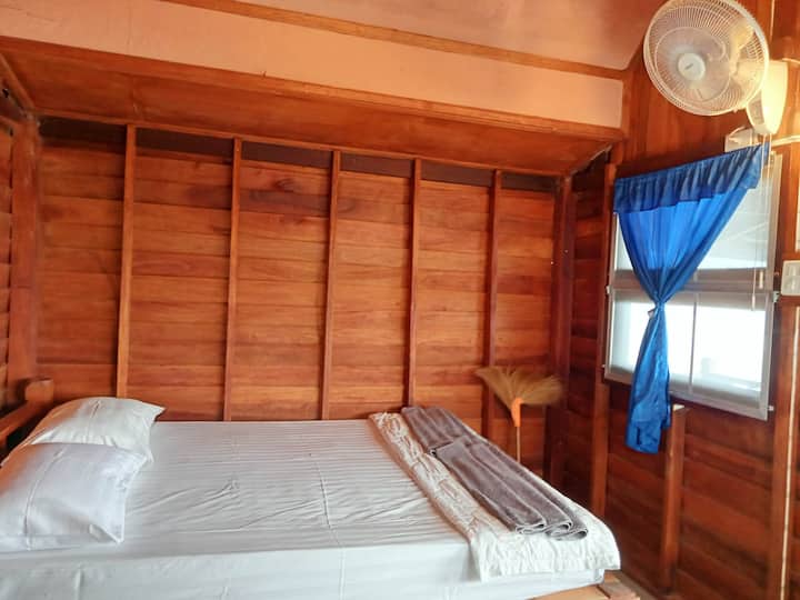 Fan Bungalow With Ocean View 1 - Ko Pha Ngan