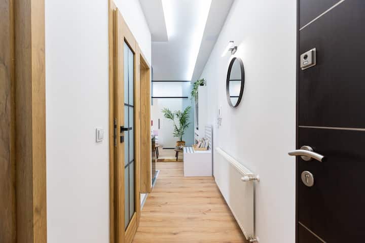 Japanese Style | Couples Getaway | Fully Renovated - Budapest