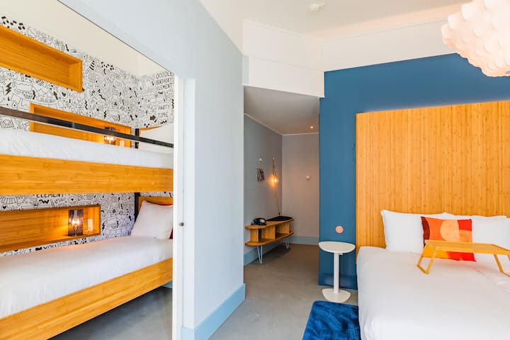 Hotel Vie Via - Family Room - Leeuwarden