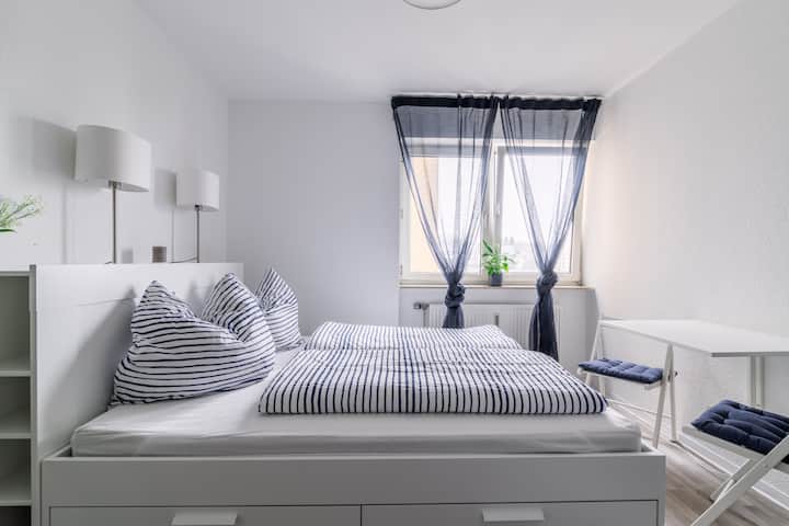 Business Apartment + Parkplatz - Kaiserslautern