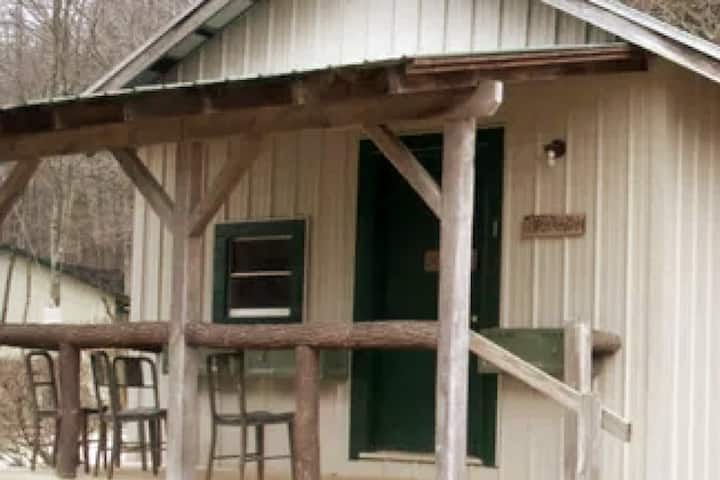 Camping Cabin 1 At Explore Brown County - Brown County, IN