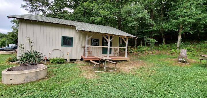 Camping Cabin 3 At Explore Brown County - Nashville, IN
